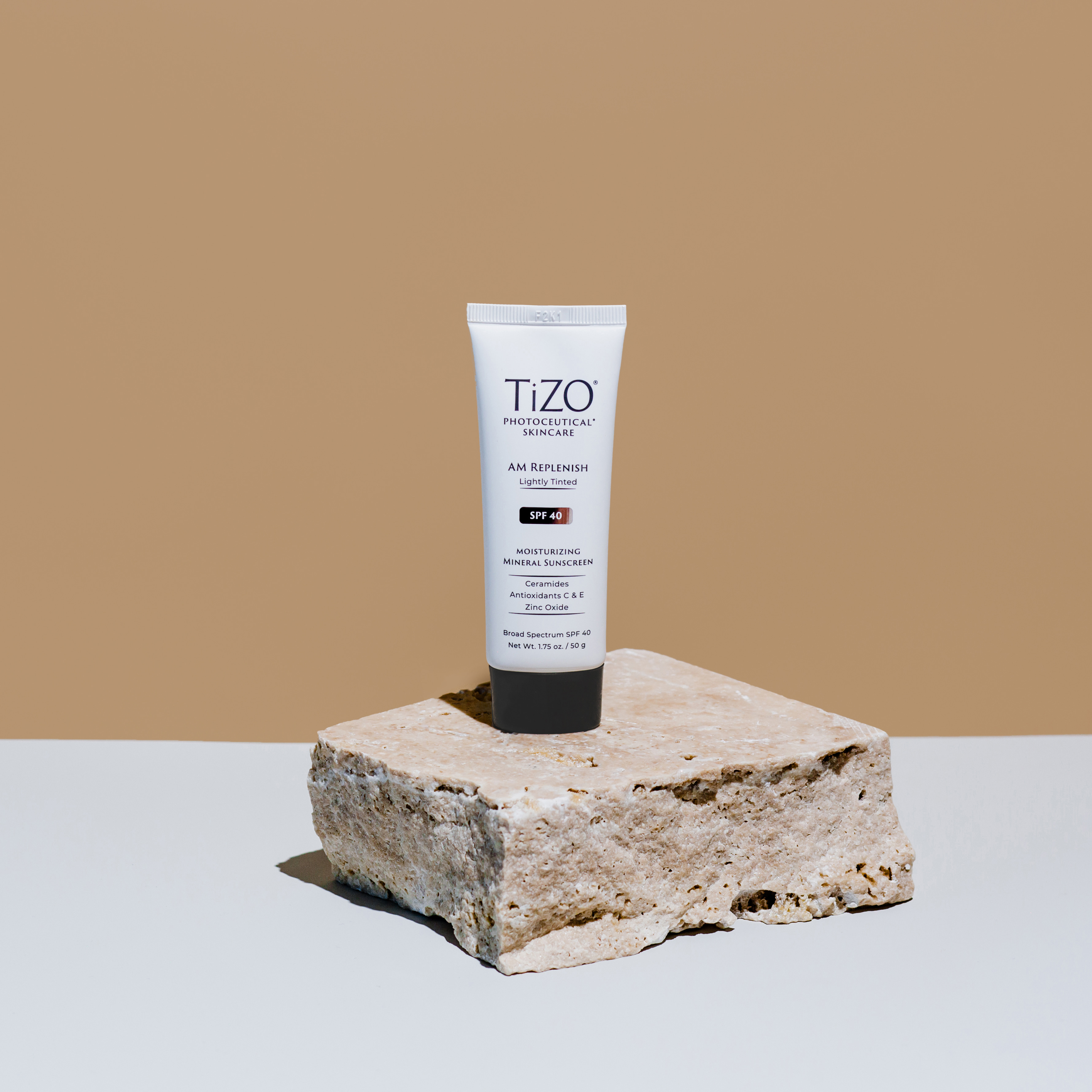 Tizo Am Replenish Protector Solar Color Lightly SPF 40 x 50 Gr